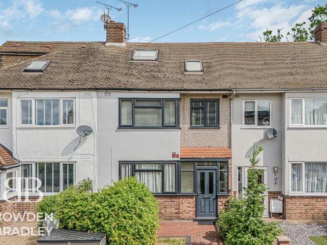 4 bedroom terraced house for sale