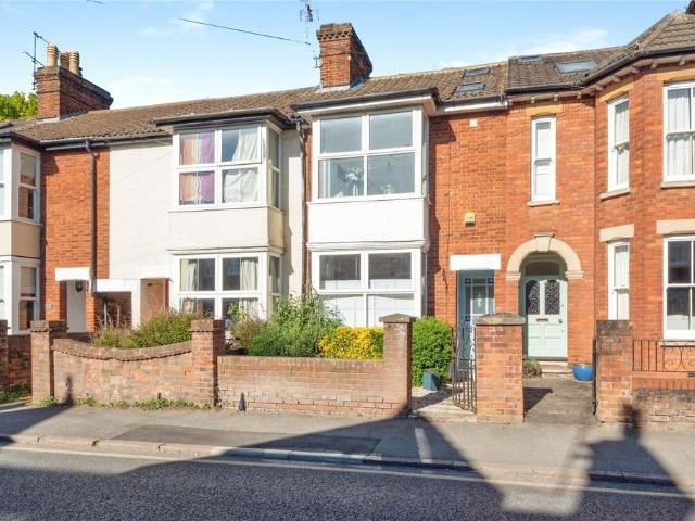 4 bedroom terraced house for sale