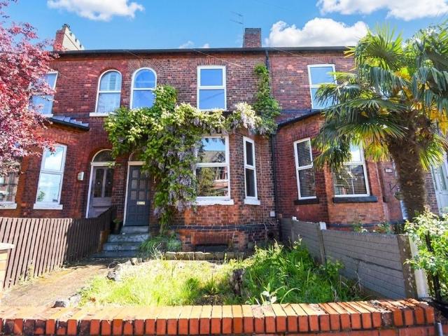 4 bedroom terraced house for sale