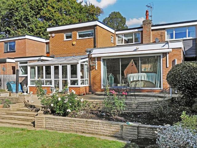 4 bedroom terraced house for sale