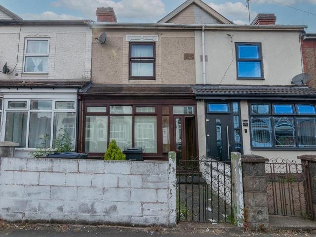 4 bedroom terraced house for sale