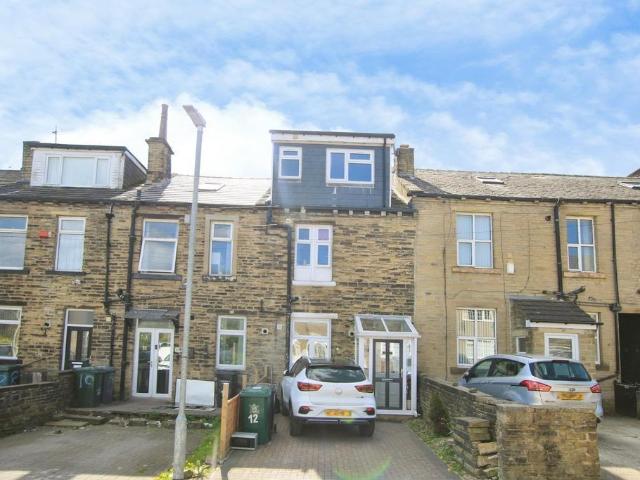 4 bedroom terraced house for sale