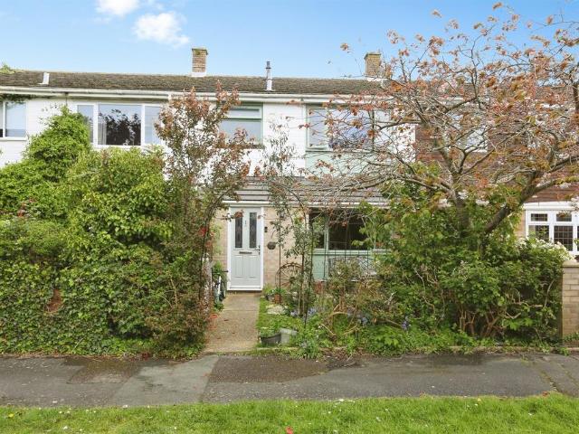 4 bedroom terraced house for sale