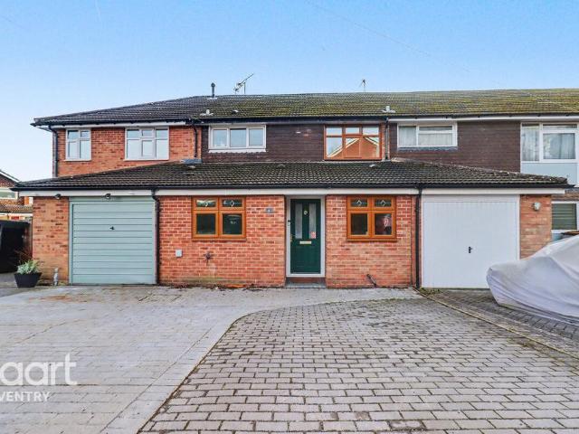 4 bedroom terraced house for sale