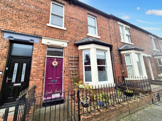 4 bedroom terraced house for sale