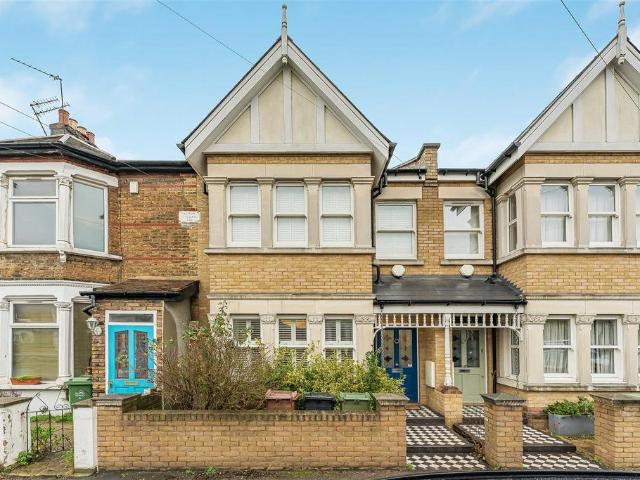 4 bedroom terraced house for sale