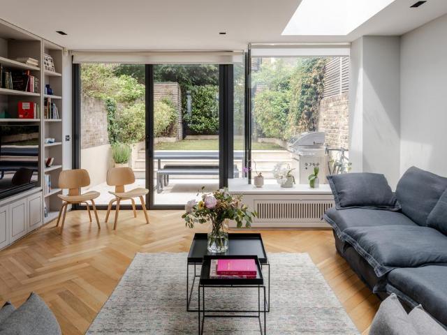 4 bedroom terraced house for sale