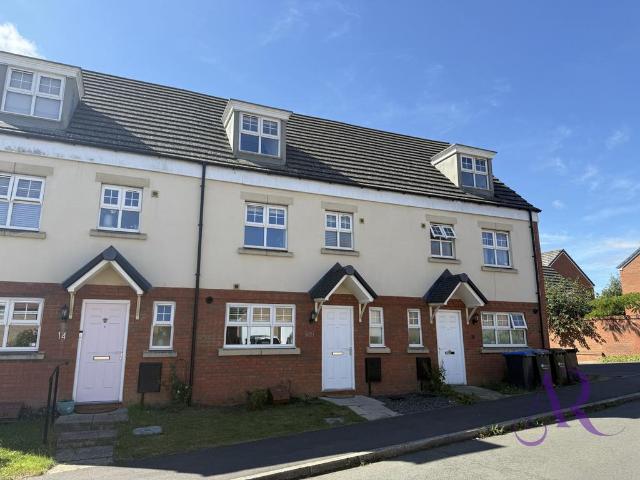 4 bedroom terraced house for sale