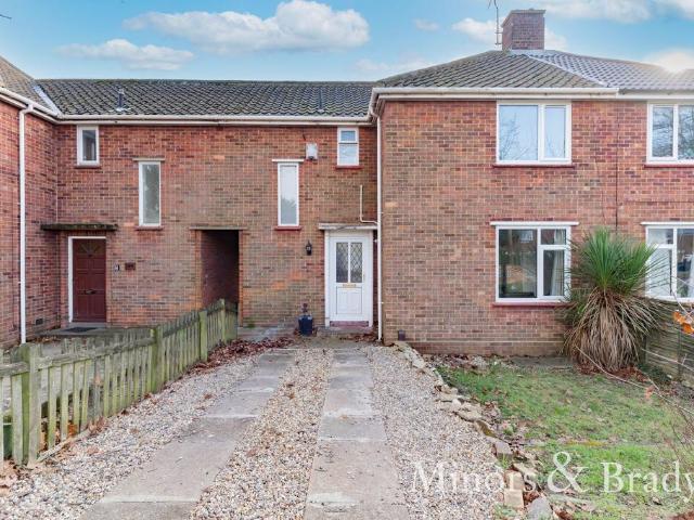 4 bedroom terraced house for sale
