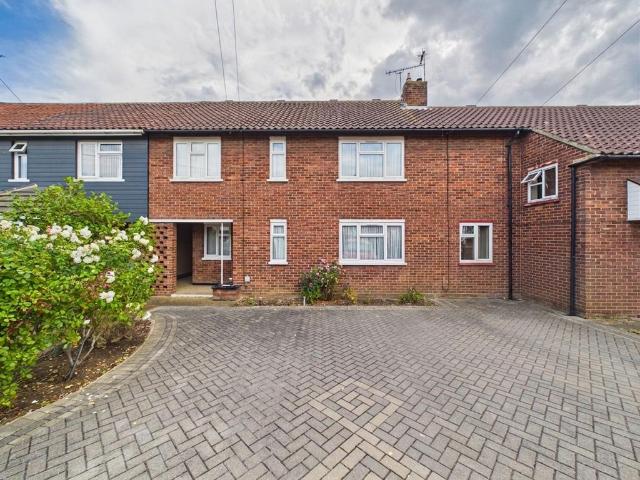 4 bedroom terraced house for sale