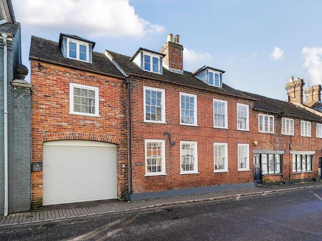 4 bedroom terraced house for sale