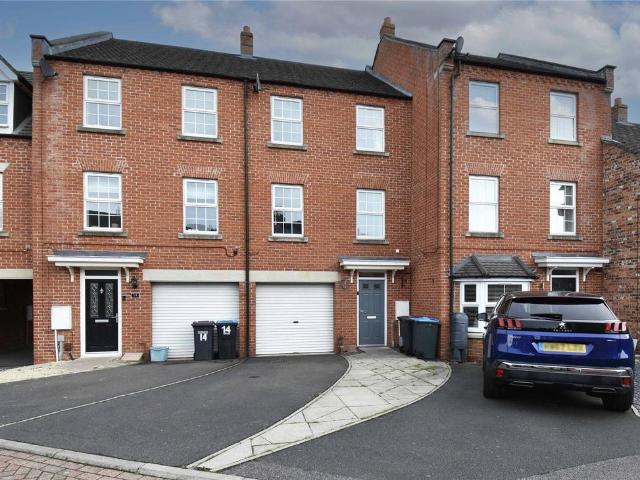 4 bedroom terraced house for sale