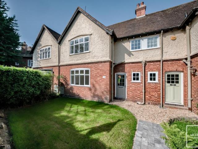 4 bedroom terraced house for sale