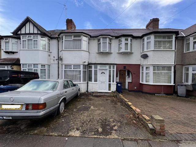 4 bedroom terraced house for sale