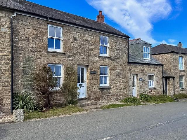 4 bedroom terraced house for sale