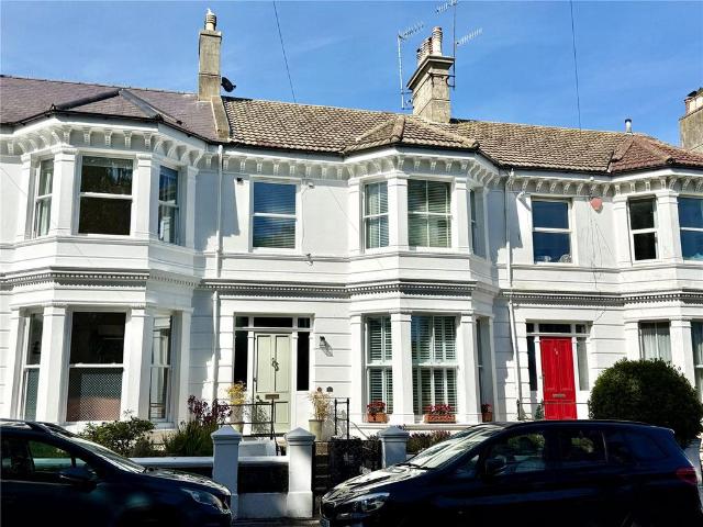4 bedroom terraced house for sale