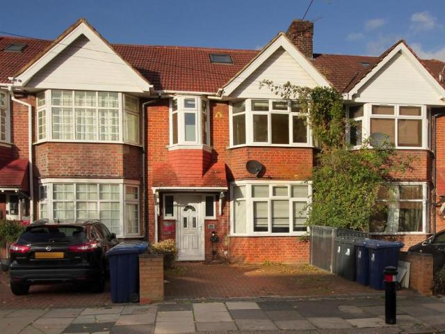 4 bedroom terraced house for sale