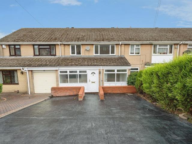 4 bedroom terraced house for sale