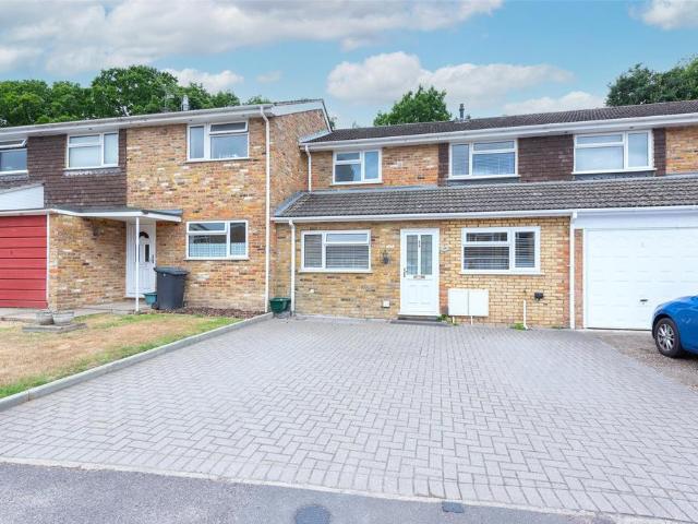 4 bedroom terraced house for sale