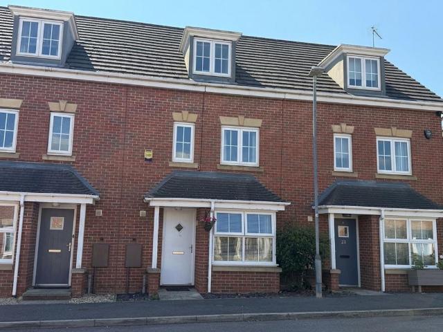 4 bedroom terraced house for sale