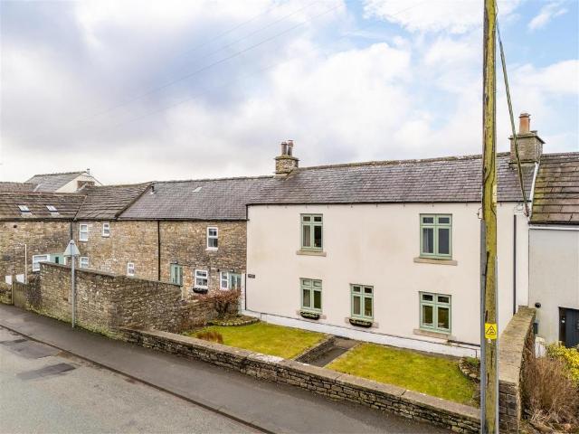 4 bedroom terraced house for sale