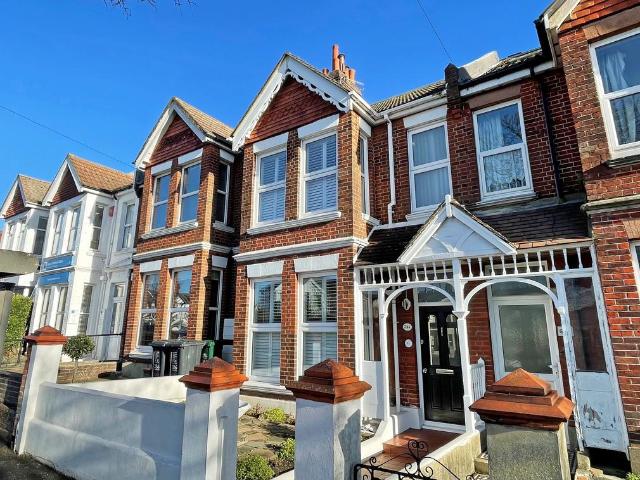 4 bedroom terraced house for sale