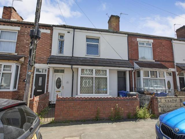 4 bedroom terraced house for sale