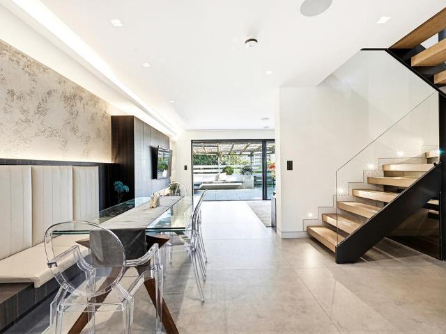 4 bedroom terraced house for sale