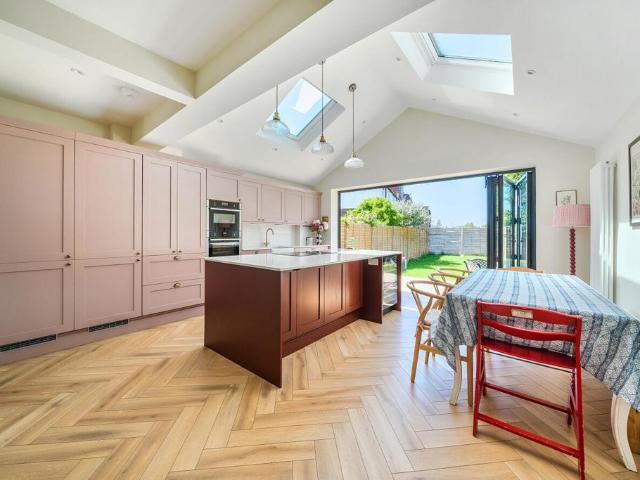 4 bedroom terraced house for sale