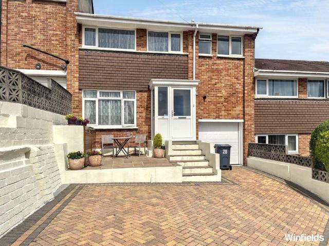 4 bedroom terraced house for sale