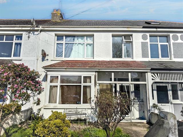 4 bedroom terraced house for sale