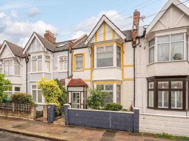 4 bedroom terraced house for sale