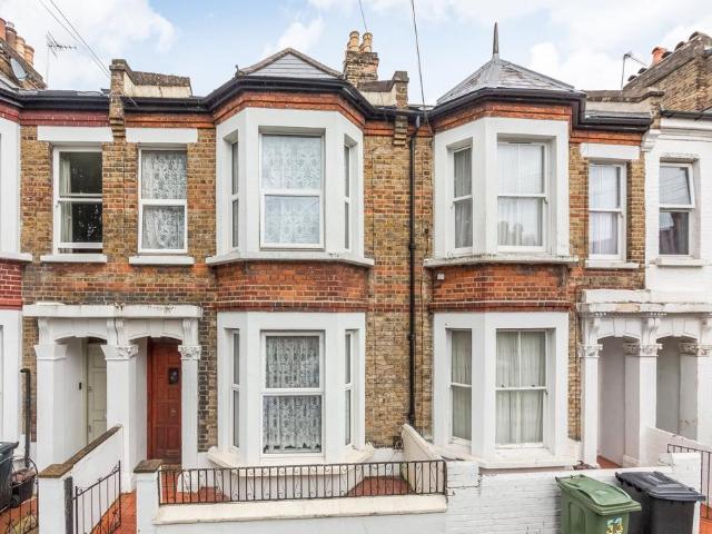 4 bedroom terraced house for sale