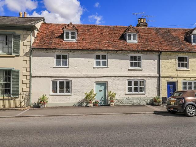 4 bedroom terraced house for sale