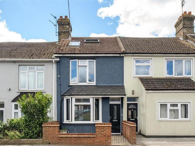 4 bedroom terraced house for sale