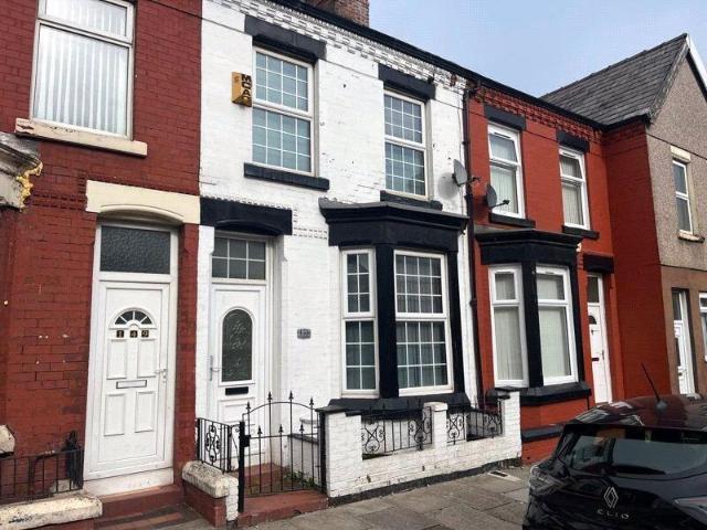 4 bedroom terraced house for sale