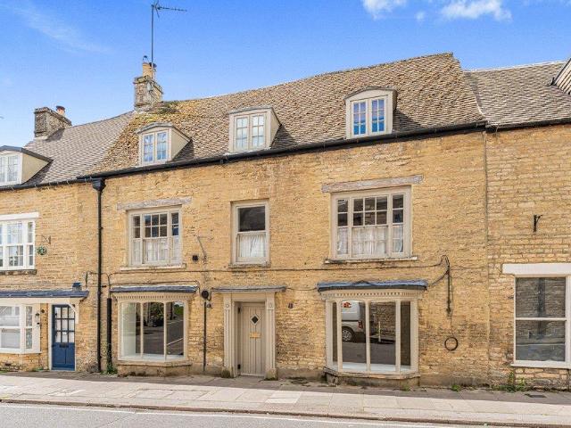 4 bedroom terraced house for sale