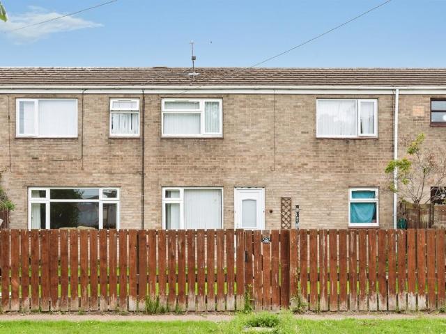 4 bedroom terraced house for sale