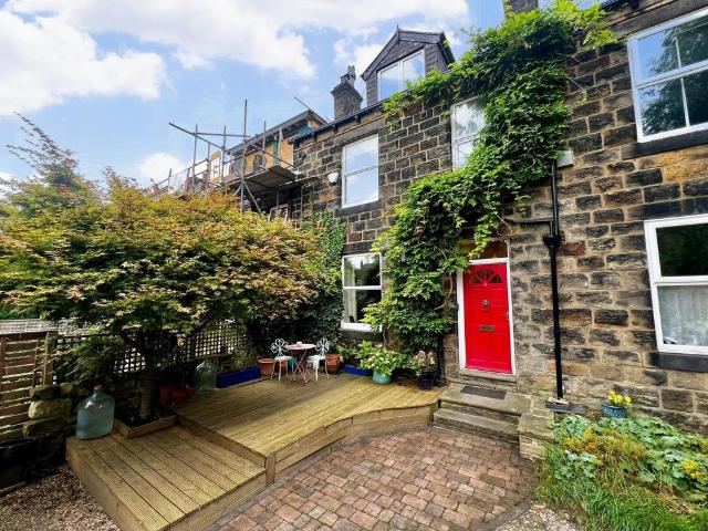 4 bedroom terraced house for sale