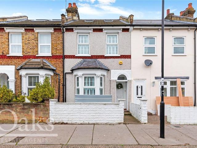 4 bedroom terraced house for sale