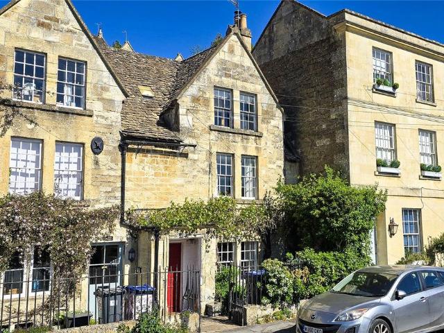 4 bedroom terraced house for sale