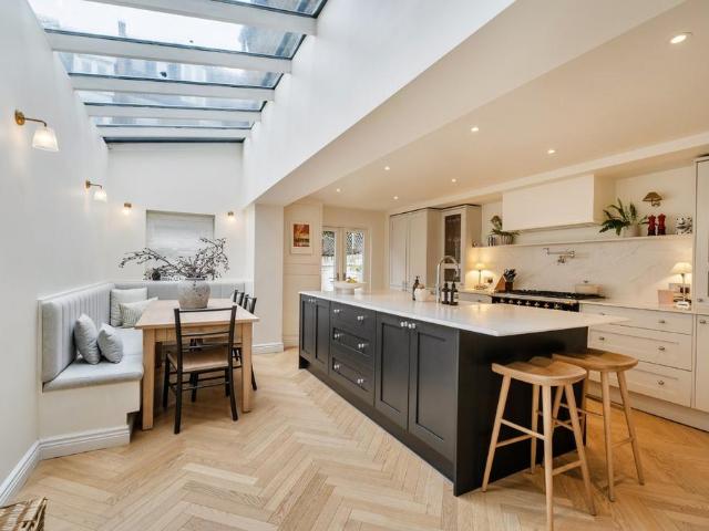 4 bedroom terraced house for sale