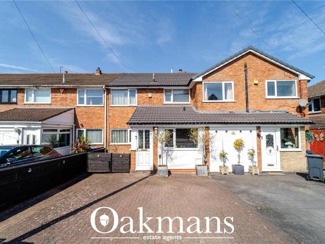 4 bedroom terraced house for sale