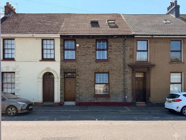 4 bedroom terraced house for sale