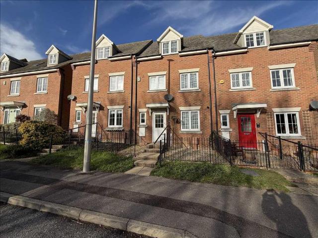 4 bedroom terraced house for sale