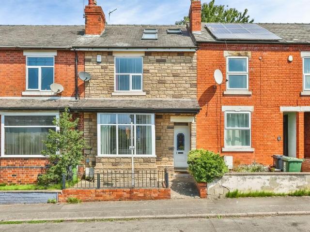 4 bedroom terraced house for sale