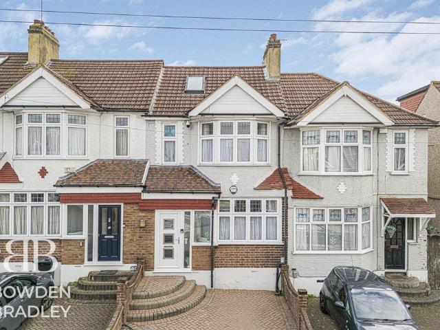 4 bedroom terraced house for sale