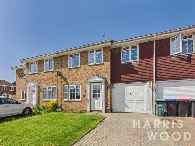 4 bedroom terraced house for sale