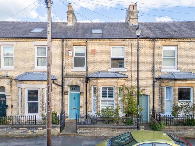 4 bedroom terraced house for sale