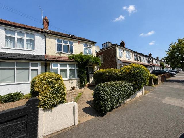 4 bedroom terraced house for sale